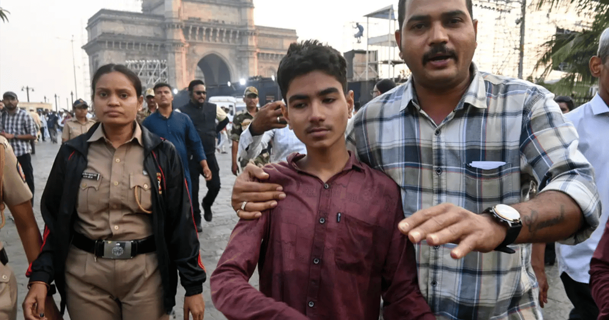 13 maut bot tentera India, feri berlanggar di Mumbai | FMT
