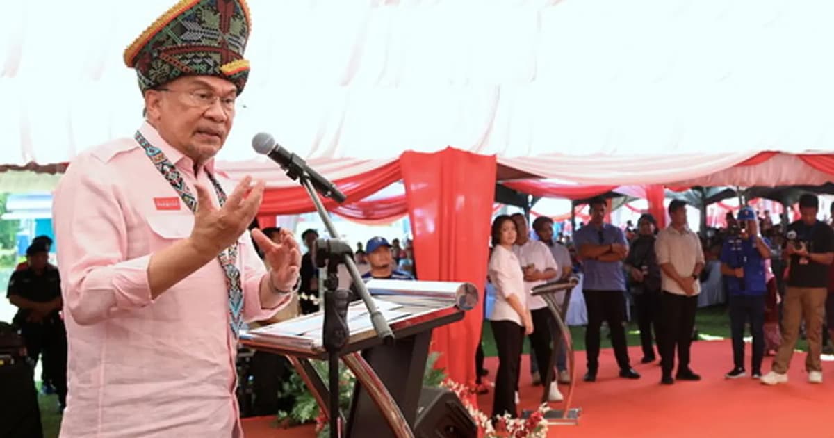 Kerajaan akan tunai hak 40% hasil Sabah, kata Anwar | FMT