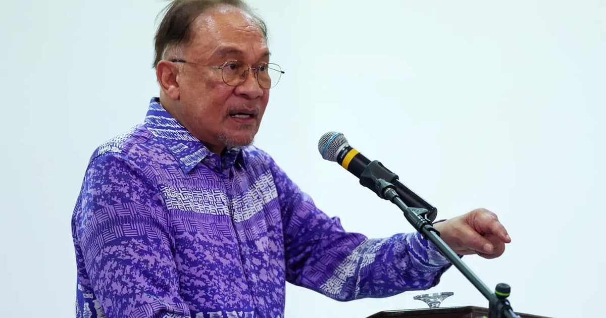 Wait for probe findings before action on Azam, says Anwar | FMT