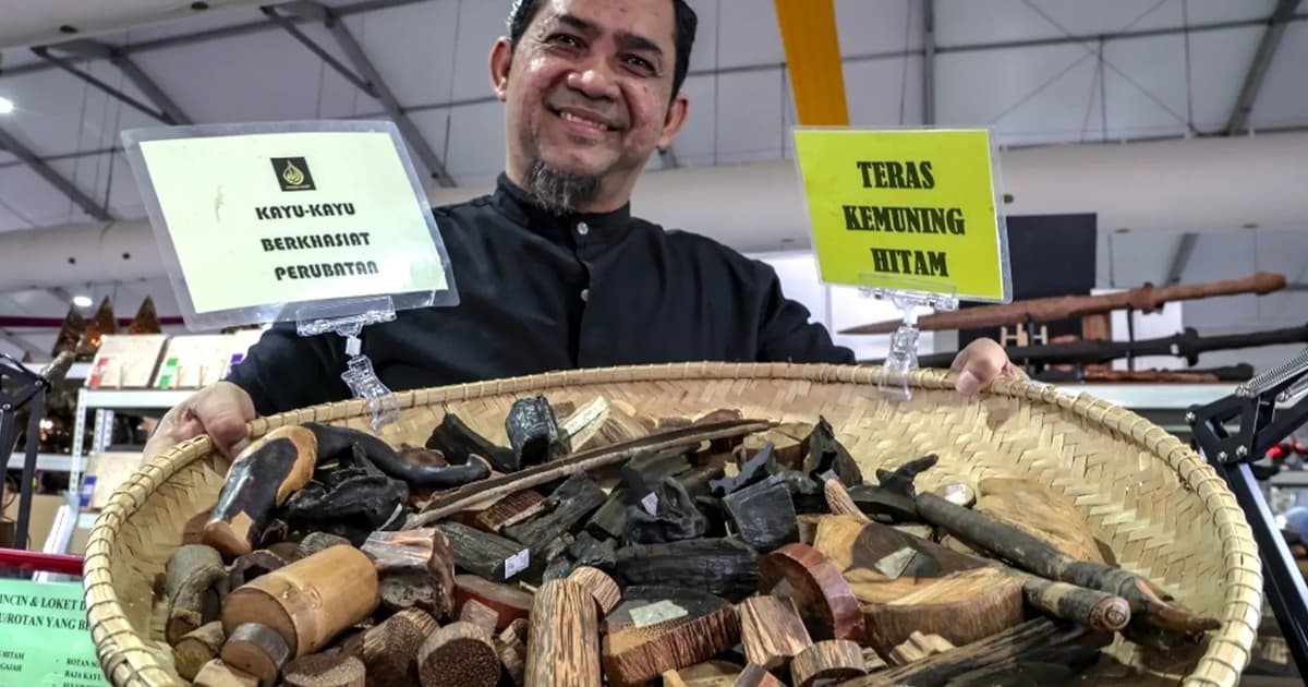 Sacred wood and quiet strength at Johor craft festival | FMT