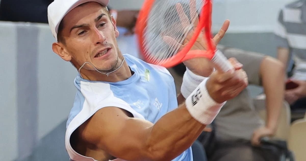 No Sinner, no problem as Arnaldi joins three Italian men in Paris last ...