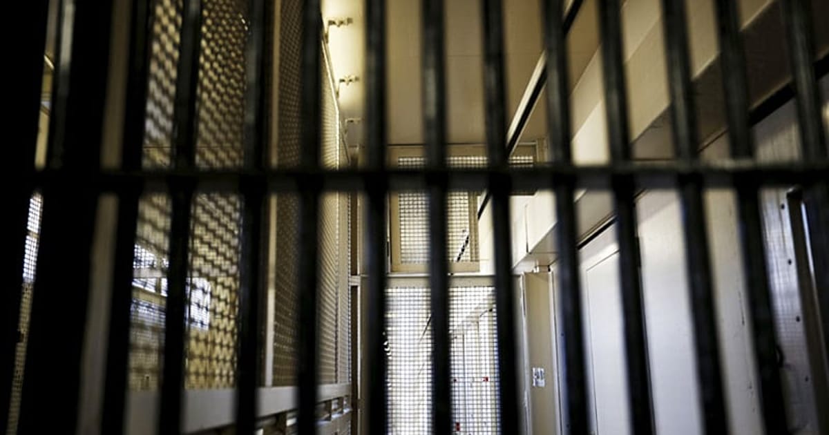 Sabah detainee found positive for Covid-19, police lock-up disinfected ...
