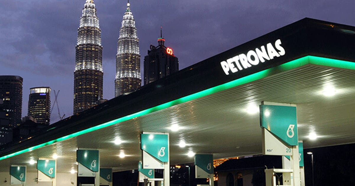 Petronas completes first commercial gassing up, cooling down services ...
