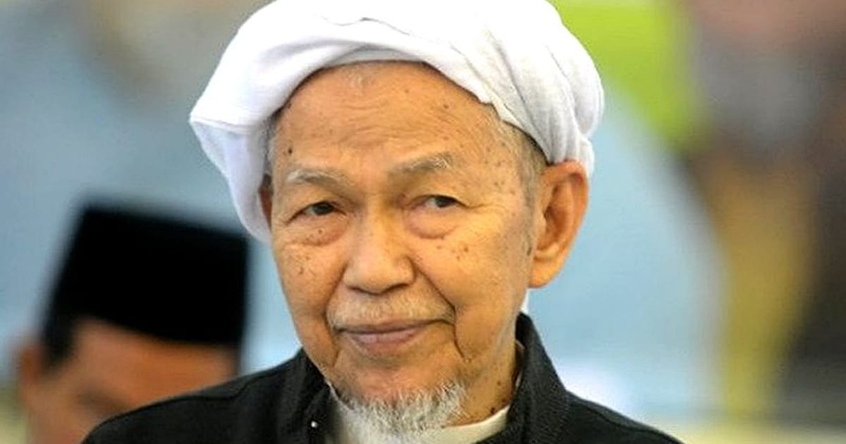 Gelaran ‘Tan Sri’ bermakna buat keluarga, bonda, kata Nik Omar | FMT