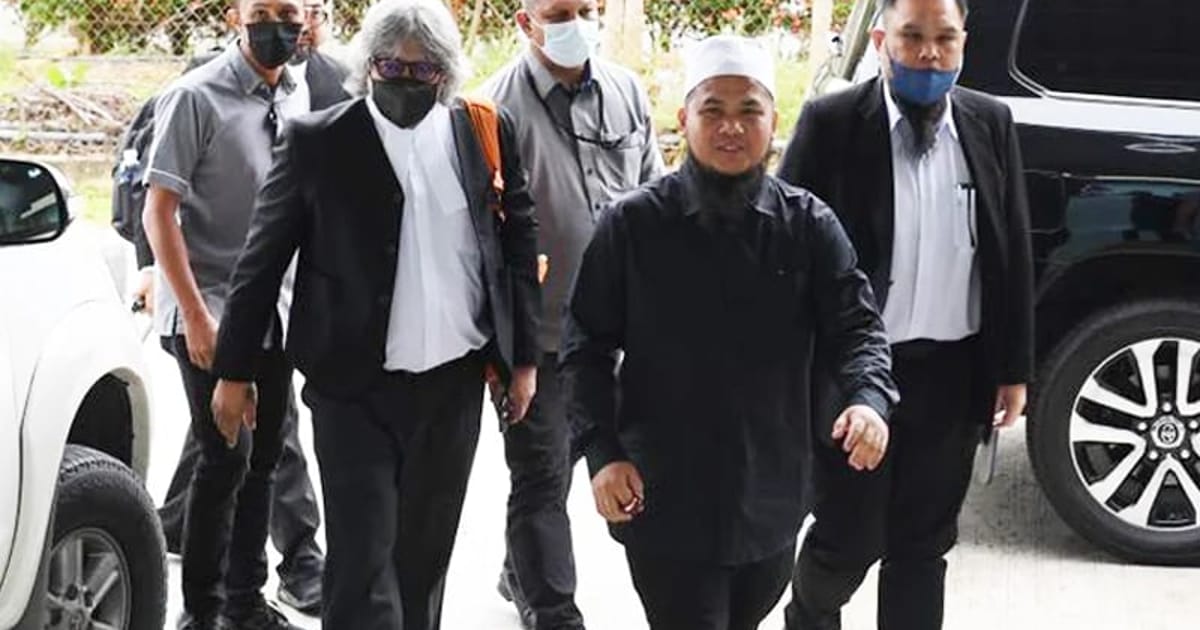 I saw lewd pictures, messages sent by Ebit Lew, says witness | FMT
